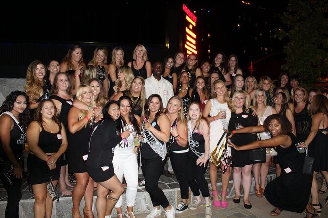 Las Vegas Bar Crawl by Party Bus with Free Drinks - Who Should Book This Tour?