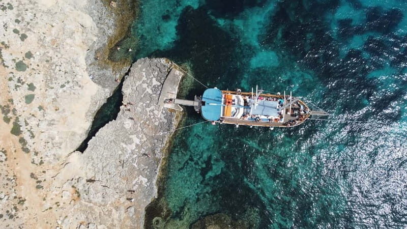 Late afternoon cruise to the Blue Lagoon and seacaves - The Experience in Detail