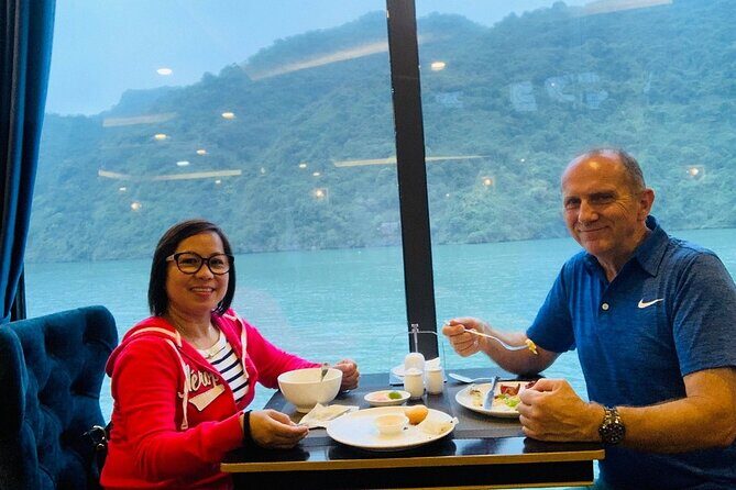 LE THEATRE Cruises - The Wonder on Halong Bay 2 Days 1 Night - The Sum Up