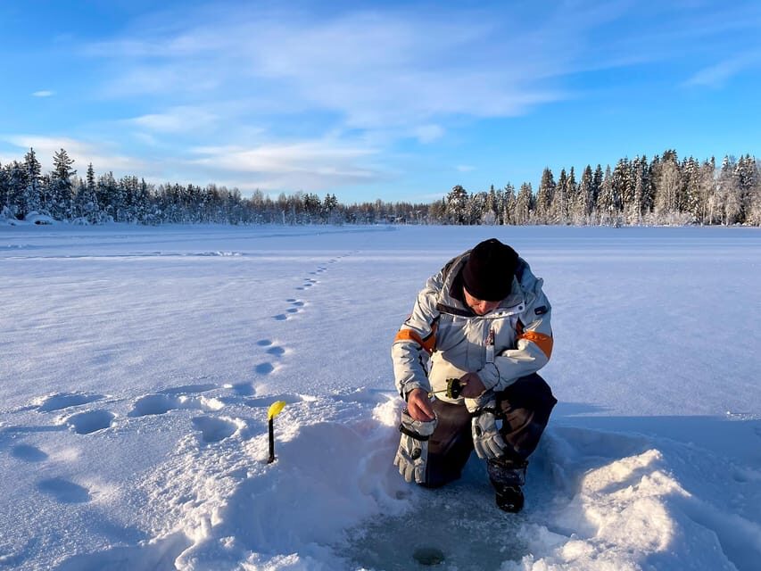 Levi: Ice Fishing Trip in a small group - What to Expect from the Ice Fishing Trip