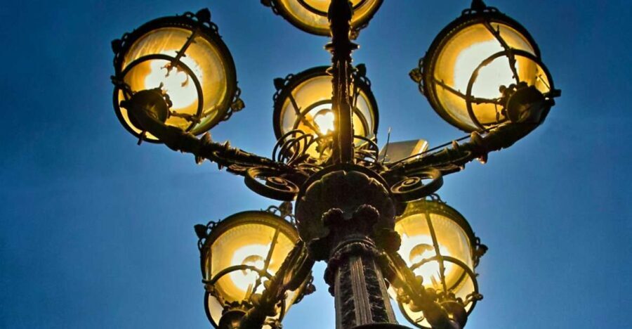 Licht an - der Tanz beginnt! Themen-Stadtführung - An In-Depth Look at the Tour Experience
