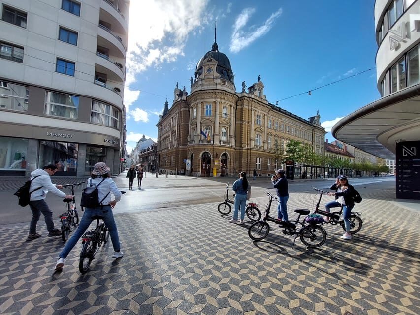 Ljubljana Sightseeing Tour by E-bikes - A Closer Look at the Itinerary