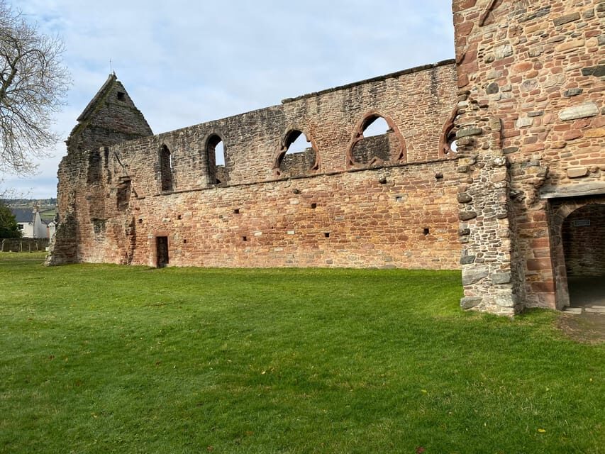 LOCH NESS, CULLODEN, AND CLAVA CAIRNS TOUR. From Invergordon - Culloden Battlefield: The Final Jacobite Stand