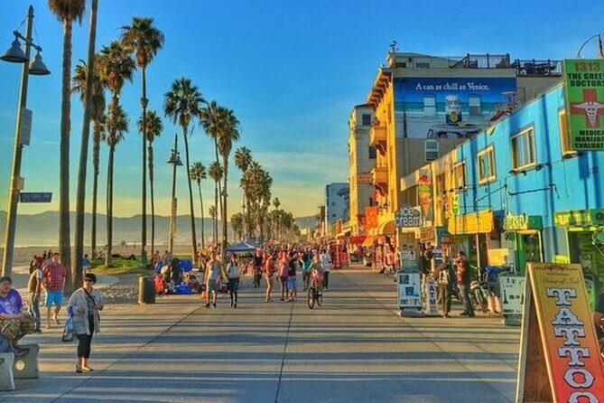 Los Angeles Must-See Attractions private Car Tour With A Guide - A Closer Look at the Itinerary