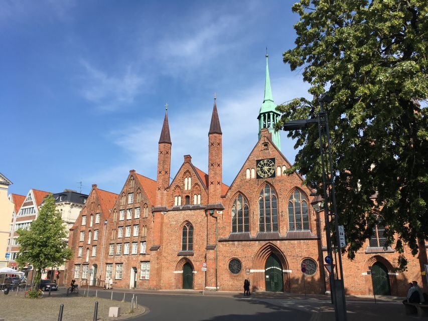 Lübeck: Backyards and Town Houses Private Guided Tour - Who Will Love This Tour?