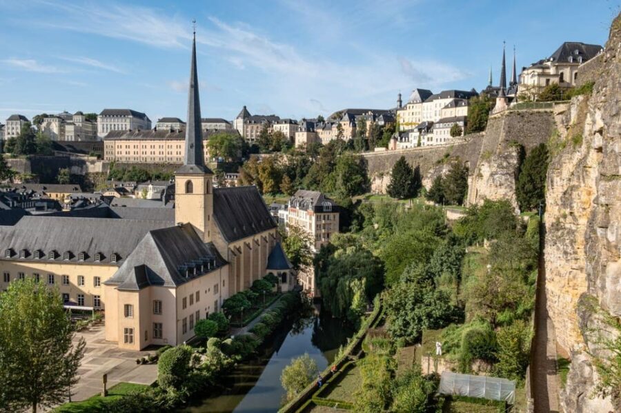 Luxembourg: City Bus Tour with Audio Guide and Headphones - The Practical Details