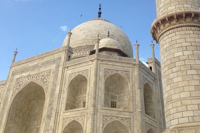 Luxury private 5-Day Golden Triangle tour to Agra & Jaipur from Delhi - Day 3: The Taj Mahal and Journey to Jaipur via Fatehpur Sikri
