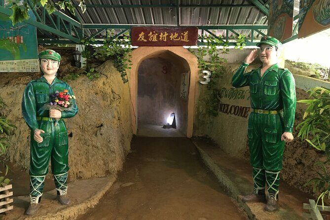 LUXURY Private day tour: Thailand & Malaysia KL (2 countries) from Singapore - Who Will Love This Tour?