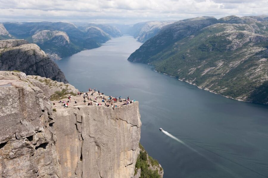 Lysefjorden: 4-Day Cycling Tour with Preikestolen Hike - What’s Included and What’s Not