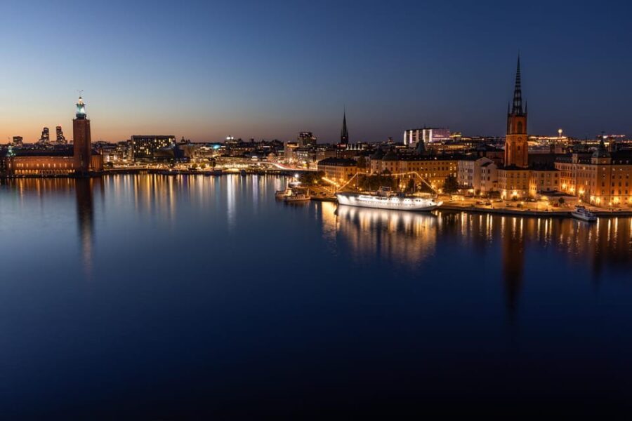 Magical ''Stockholm by Night'' Photo Walk - An In-Depth Look at the Stockholm by Night Photo Walk