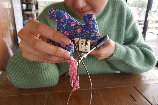 Making Jeju Pony Doll at Peaceful Seaside cafe - The Value of This Experience