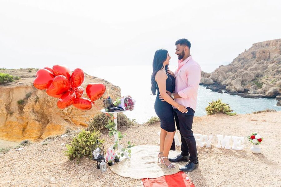 Malta: Marrige Proposal with Scenic Views and Picnic - Who Will Love This Experience?