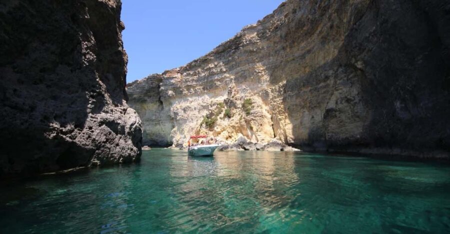 Mellieha: 3:00pm Speedboat round Comino Caves 2h Blue Lagoon - What to Expect in Detail