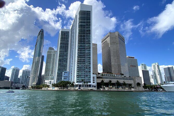 Miami Skyline Cruise to Millionaire's Homes from South Beach - Overview of the Miami Skyline Cruise