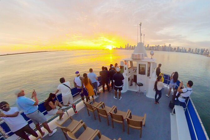 Miami Skyline Sunset Cruise with The Mojito Bar On board - The Itinerary: A Closer Look