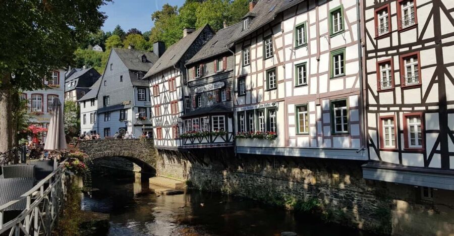 Monschau - Old Town Private Guided Tour - The Red House (Rotes Haus)
