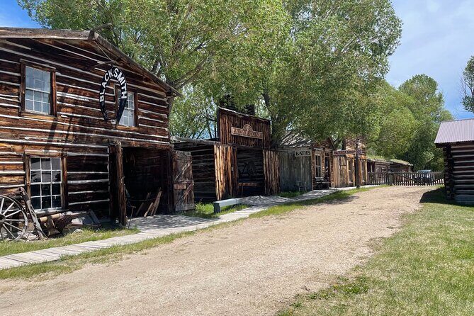 Montana Old West Ghost Towns Private VIP Tour - From West Yellowstone MT - What Sets This Tour Apart