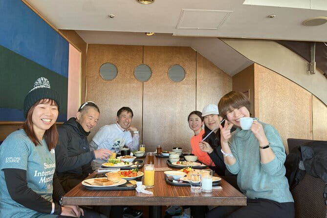 Morning running tour of Yokohama - Morning running and breakfast - with local guide Minato Mirai and Chinatown - Who This Tour Is Best For
