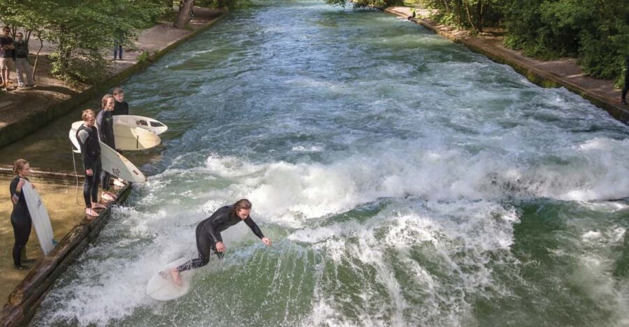 Munich: Eisbachwelle River Surfing Experience - The Location: Munich’s Englischer Garten and Eisbach
