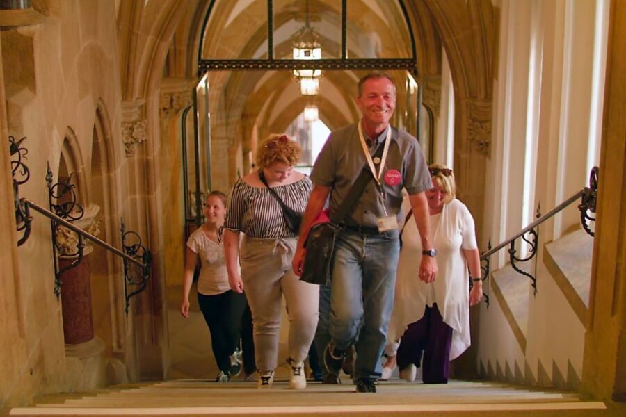 Munich: Guided Tour of the historic Town Hall on Marienplatz - The Balcony and City Views