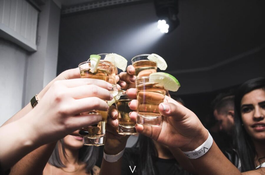Munich: Night PubCrawl Shots and Party! - Deep Dive into the Experience