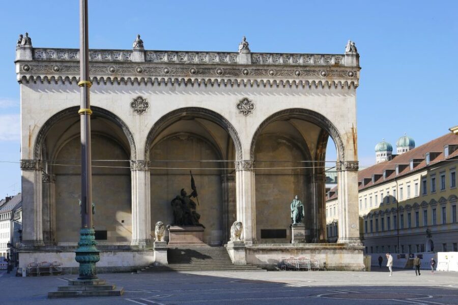 Munich: Walking Tour Old Town 3D VR Tour in GERMAN - What Makes This Tour Special