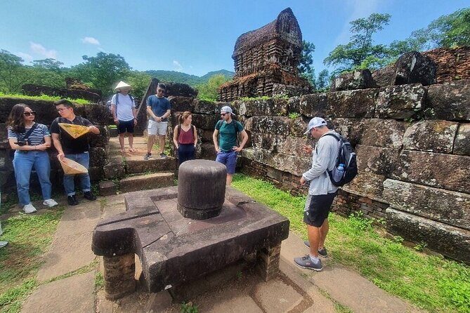My Son Sanctuary One Day Small Group Tour - Learning Traditional Skills and Tasting Local Food