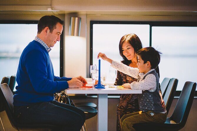 New Jersey Father's Day Brunch Cruise - Dining and entertainment: making the most of your brunch