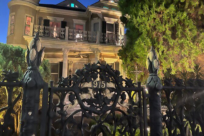 New Orleans : Best of Ghost & Voodoo Experience Walking Tour - Authentic Stories in a Historic Setting