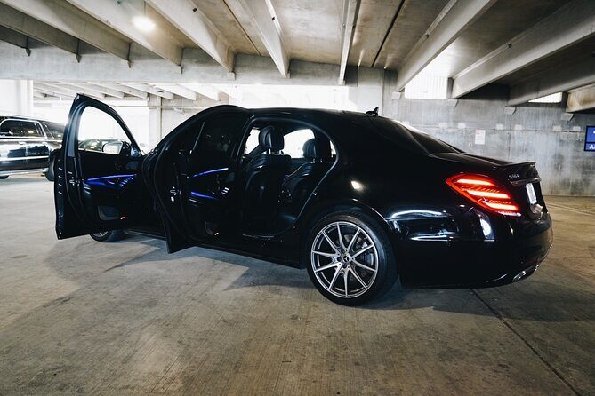 New Orleans Departure Chauffeur Driven Transport by Executive Sedan - What to Expect from the Experience