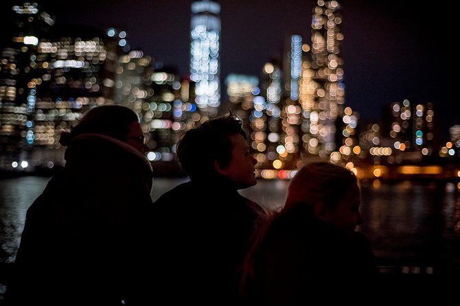 New York City Skyline Lights Sail - Authentic Experiences & Why They Matter