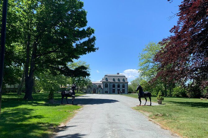 Newport's Opulent Gilded Age Homes: A Self-Guided Audio Tour - Deep Dive into the Experience