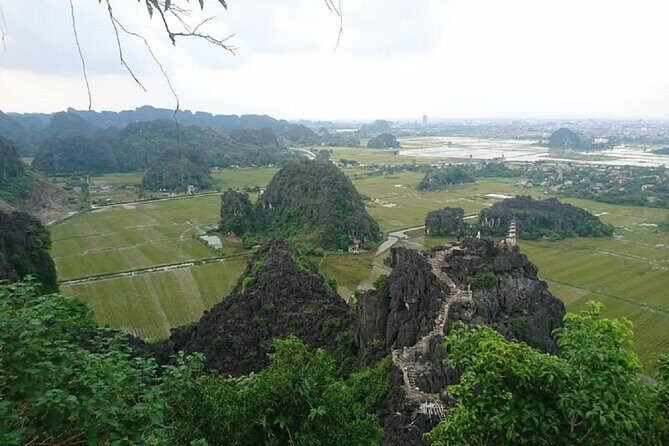 Ninh Binh Daily Tour All-Inclusive Bus, Guide, Lunch & Activities - The Experience: Pros and Cons