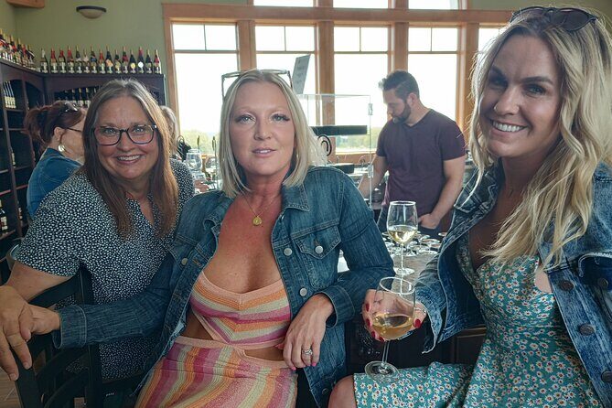 NON BUS Traverse Sunset Wine Tour 3 Winery Old Mission Peninsula - Detailed Breakdown of the Itinerary