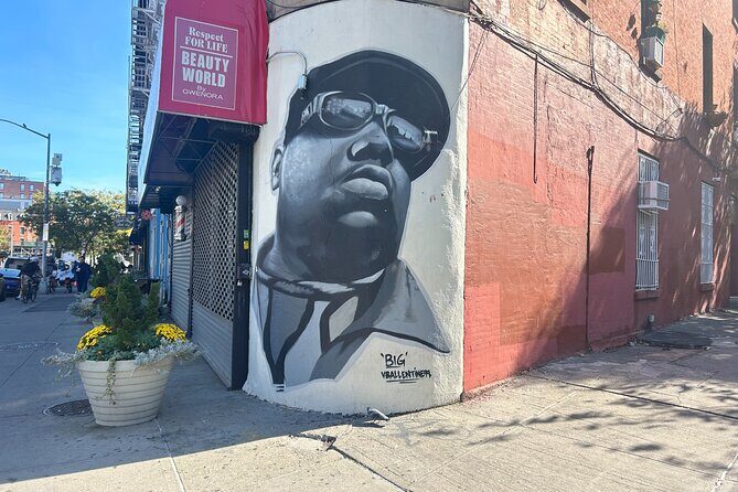 Notorious Walking Tour: Biggie Smalls' Life & Legacy in Brooklyn - The Heart of the Tour: Murals and Memorials