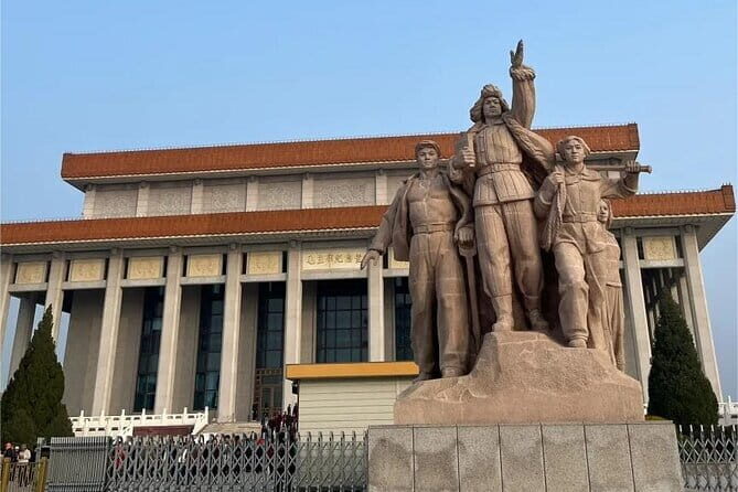 One Day in Beijing: Iconic Landmarks and Local Cuisine - Starting at Tiananmen Square: The Heart of Beijing