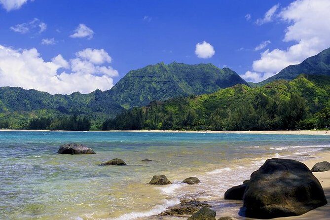 One-Day Tour Hawaii Movie Tour: Island Hopping from Oahu to Kauai - What We Love About This Tour