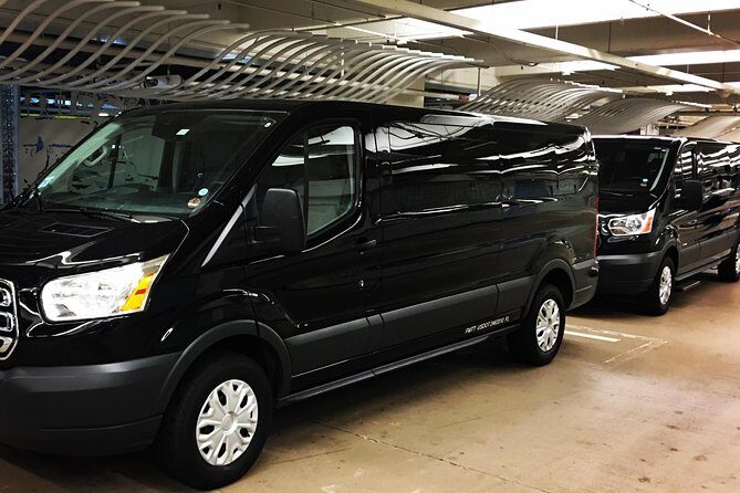 One-way Private Transportation from Orlando Airport MCO. Up to 9 passengers. - A Practical Review of Orlando Airport Private Transportation: Comfort and Convenience