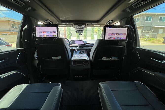 One-Way VIP Transfer: Honolulu Airport, Waikiki, Cruise Port