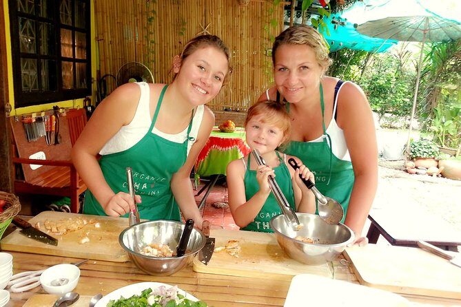 Organic Thai Cooking Class and Market Tour in Phuket - What Makes This Tour Stand Out