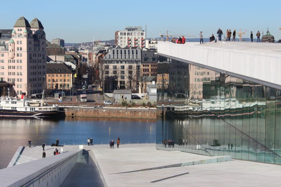 Oslo: Express Walk with a Local in 60 minutes - Authenticity and Value