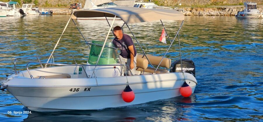 Otok Krk: Boat rentals in Pinezii - PRIMUS 17 60hp - What You Can Expect from the Boat Rental Experience