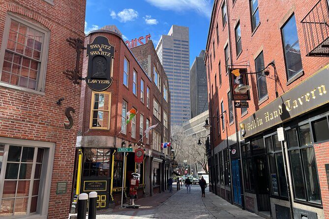Outdoor Escape Room in Boston - the North End - The Storyline and Theme