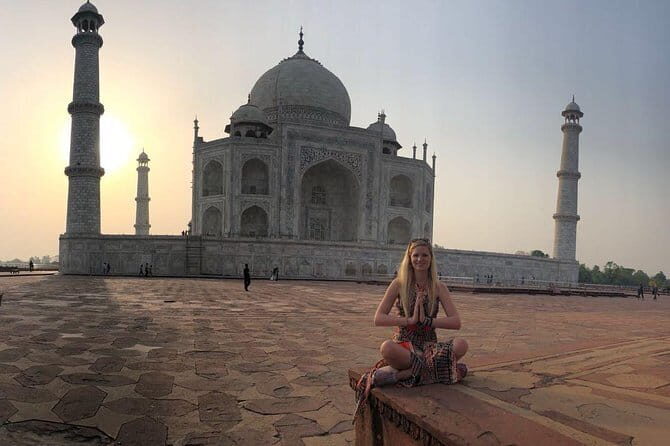 Overnight Agra Tour - How the Tour Unfolds: A Detailed Breakdown