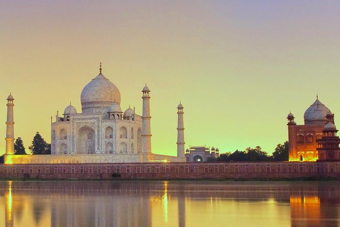Overnight Sunset & Sunrise Taj Mahal Trip from Delhi includes,Hotel,Guide & Car - What Travelers Say: Insights from Reviews