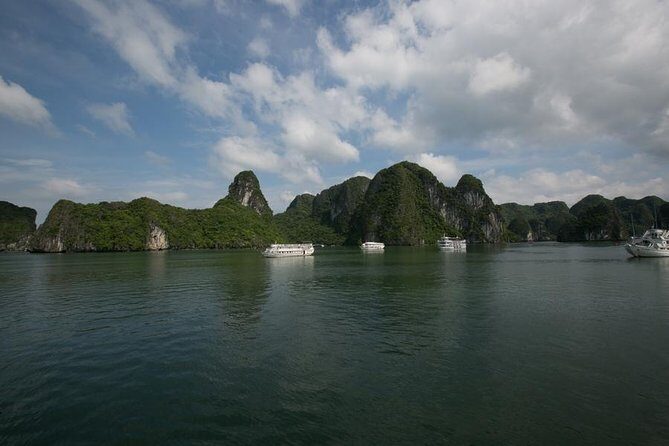 Package Vietnam Tour 8days 7night of Hanoi - Sapa - Ha Long Bay - The Experience and Its Value