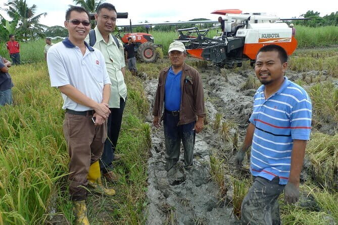 Paddy Field Experience with Real Agricultural Activities - Practical Considerations and Tips