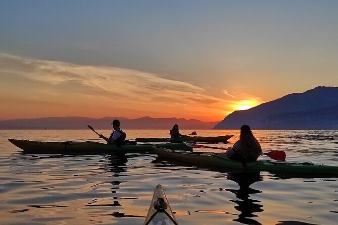 Panoramic Sorrento Kayaking Experience with Swimming & More - Why Travelers Love It