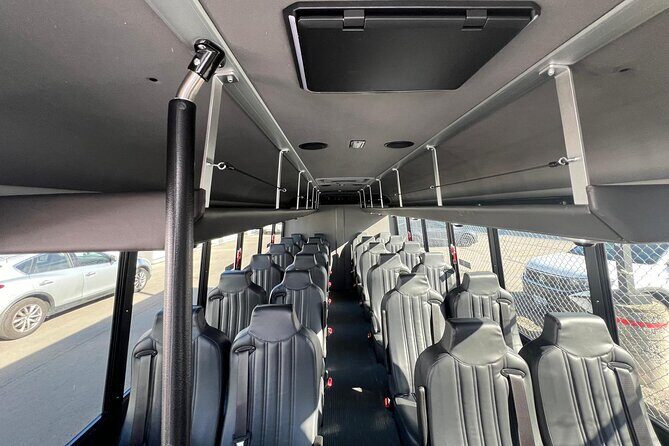 Pearson Airport to Niagara and Vice Versa 24 Passengers Minibus - The Route and Timing