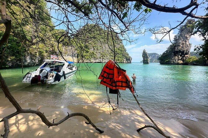 Phang Nga Bay Blitz to James Bond Island by Speedboat from Krabi - Who Will Love This Tour?